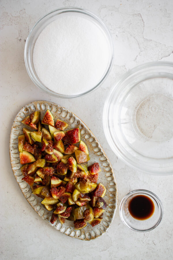 Fig Syrup Recipe to Elevate your Cocktails and Dishes